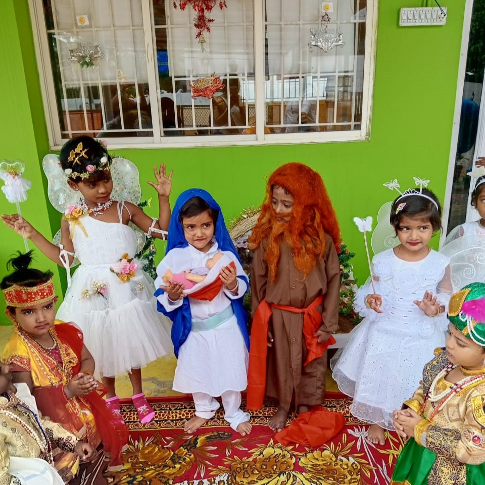 Happy Tree Kids School - Build A Foundation for a Lifetime Learing.